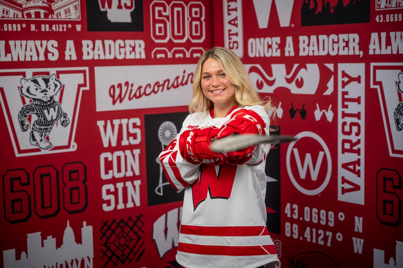 Casey O'Brien Breaks Hilary Knight's All-Time Scoring Record At ...